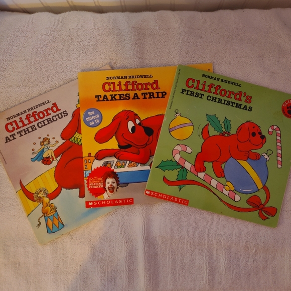 Scholastic | Other | Bundle Of Three Clifford Books | Poshmark